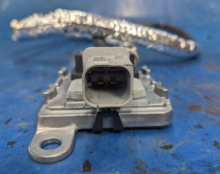 Navistar Intl EPA13 Nox Sensor With Heat Wrap 7099783C1 7099784C1 SNS ...