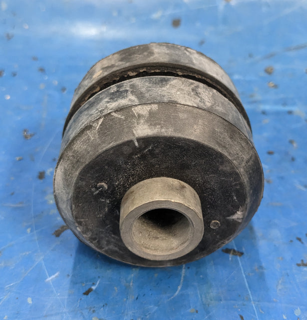 5/8” Three Piece Rubber Mount Isolator Ebco 2449-055 Lord CB-2203-3 ...