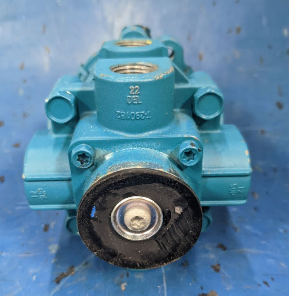 REMAN Bendix Dual Circuit Foot Brake Valve Floor Mounted Treadle ...